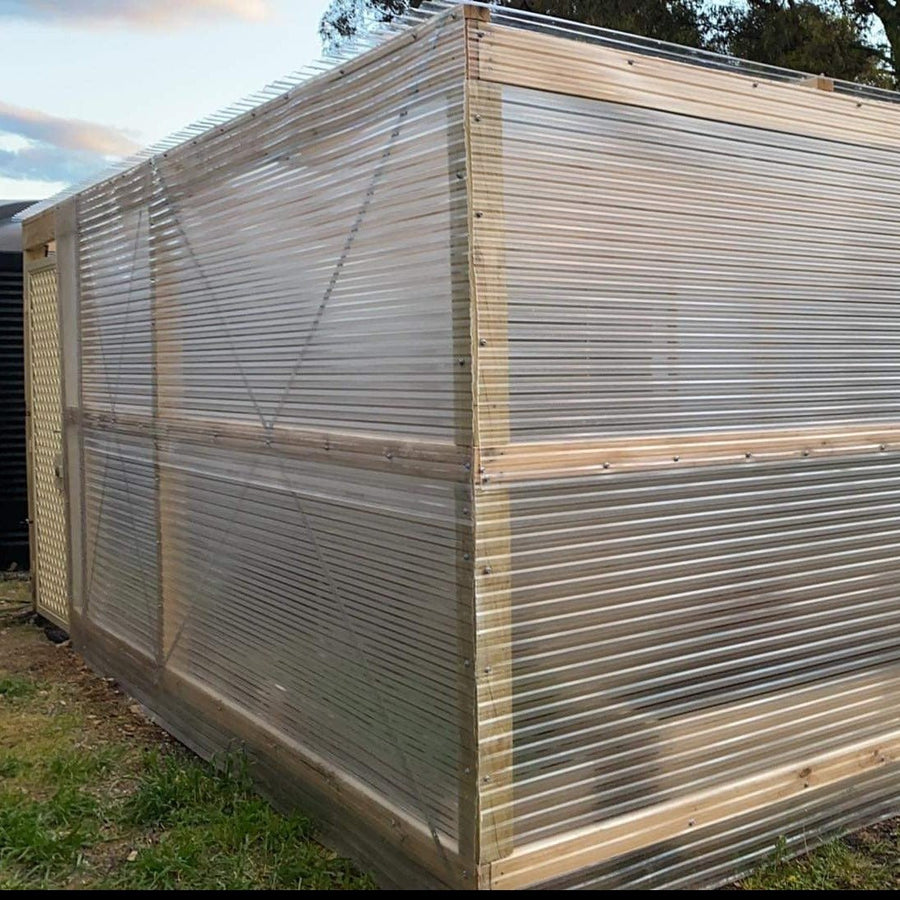 Corrugated and Embossed Polycarbonate Roofing Sheets in Rolls